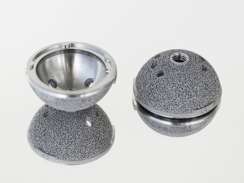 3D Printed Hip Implants Transform Recovery | EOS GmbH