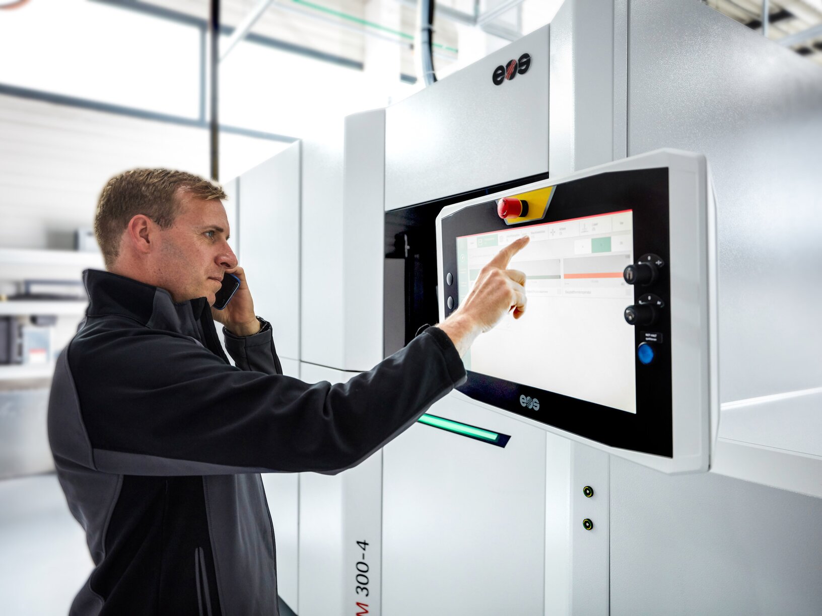 EOS M 290 1kW - 中型3Dプリンター | EOS GmbH