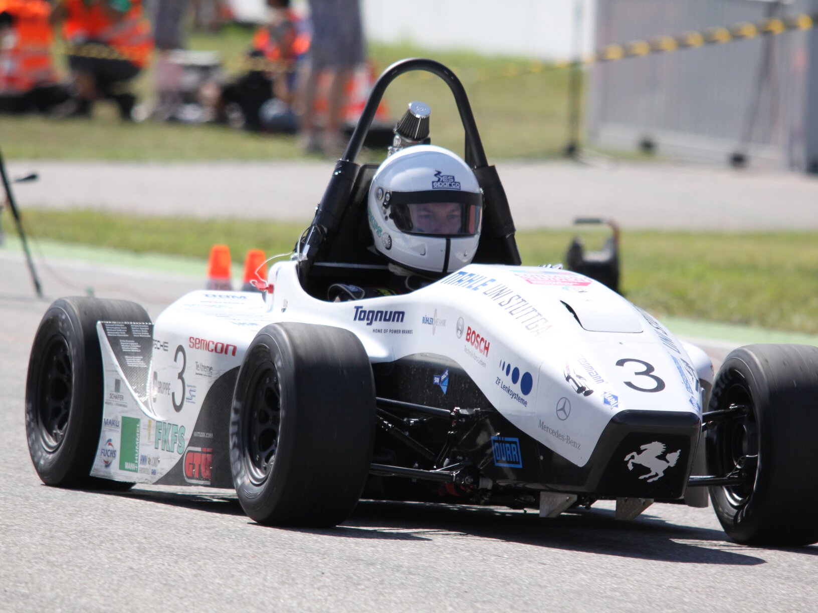 3D-gedrucktes Rennsport-Kühlsystem aus Stuttgart | EOS GmbH | EOS GmbH